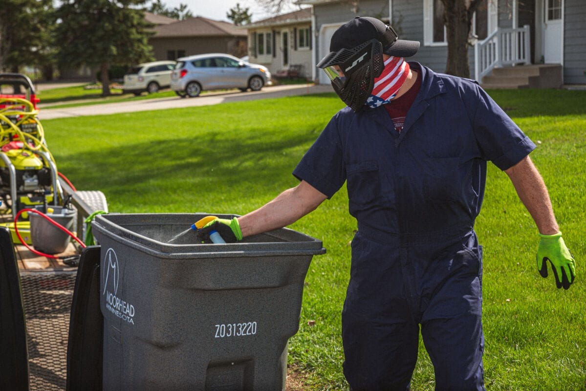 Dirty Jobs: Clean It or Can It | Fargo INC!
